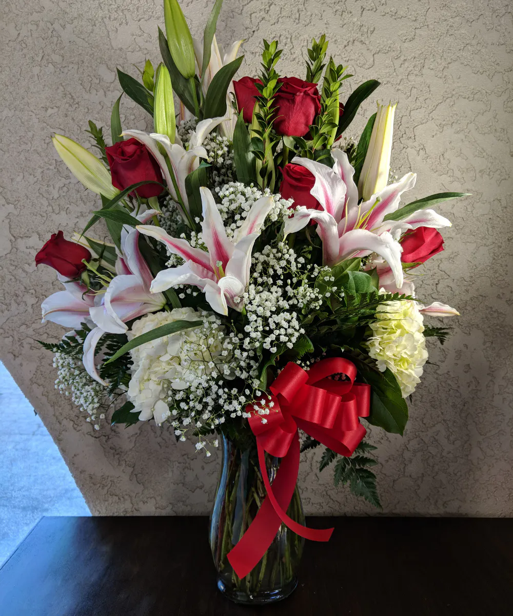 Rowland Heights Florist & Flower Delivery | R&A Robinson Florist
